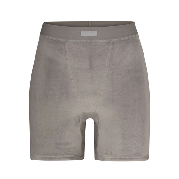 SKIMS | Shorts | Nwt Skims High Rise Velour Boxer Shorts In Smoke ...